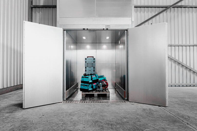 Monte-charges - Ibis ascenseurs